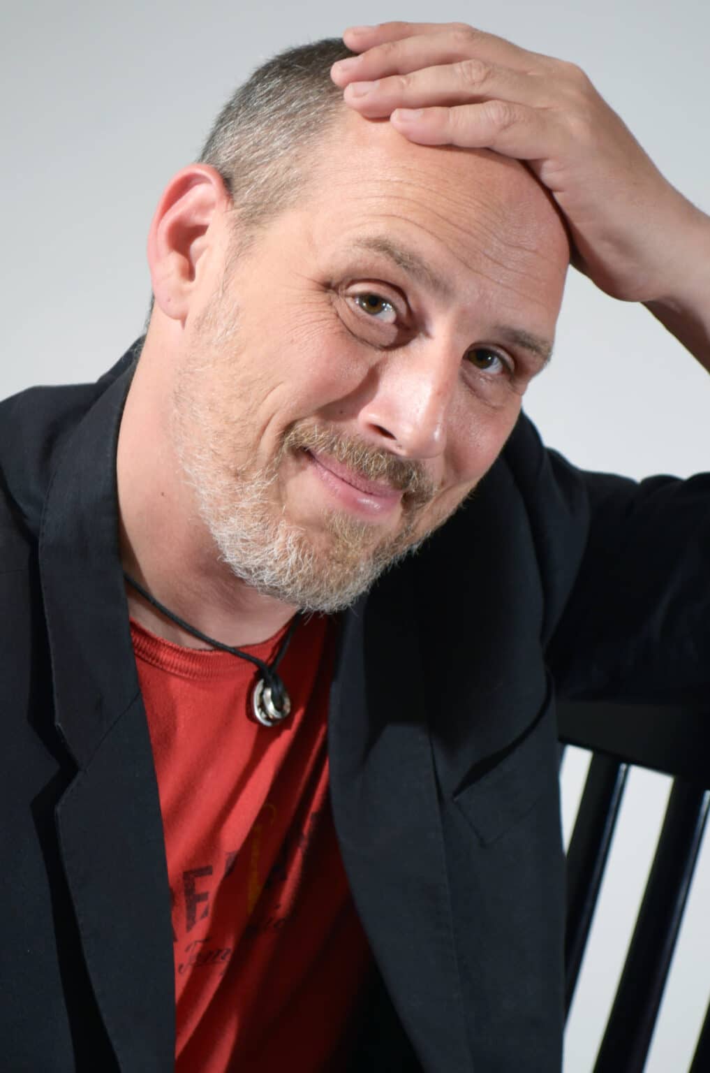 Elenco de Despercebida: atores da série da Netflix