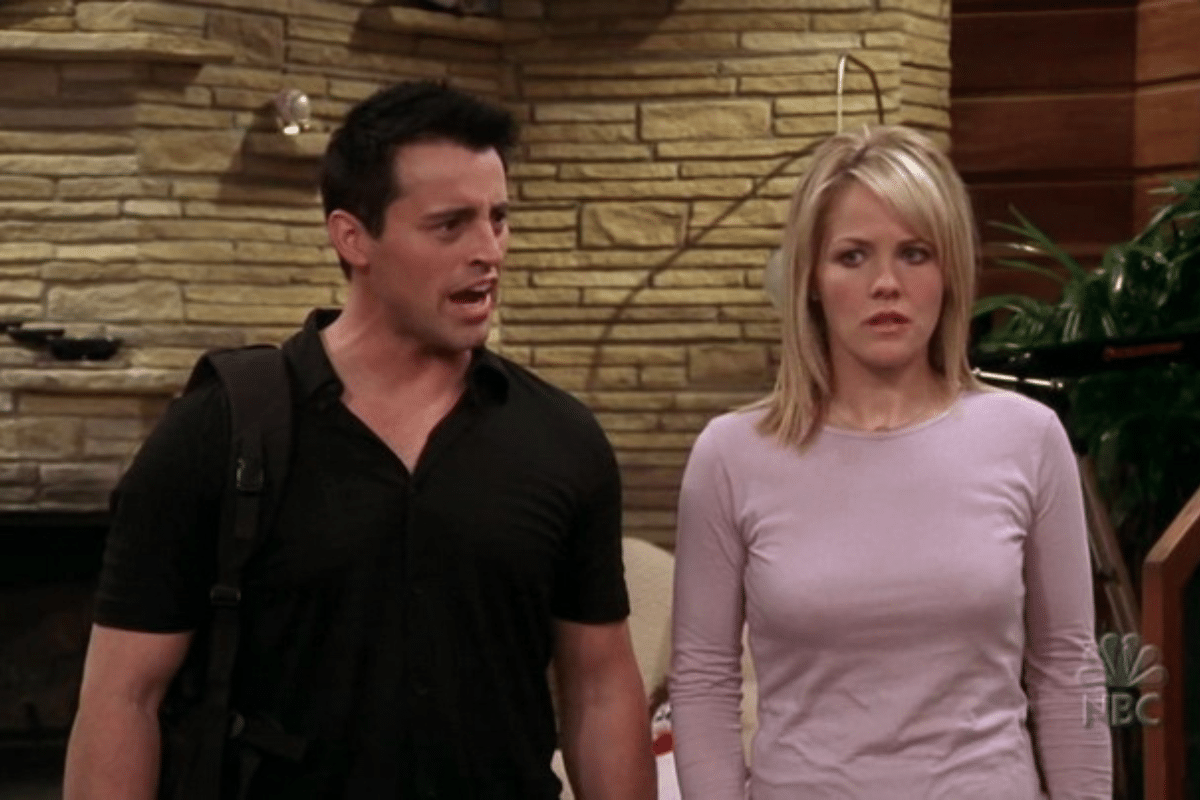 Friends: com quem Joey fica no final?