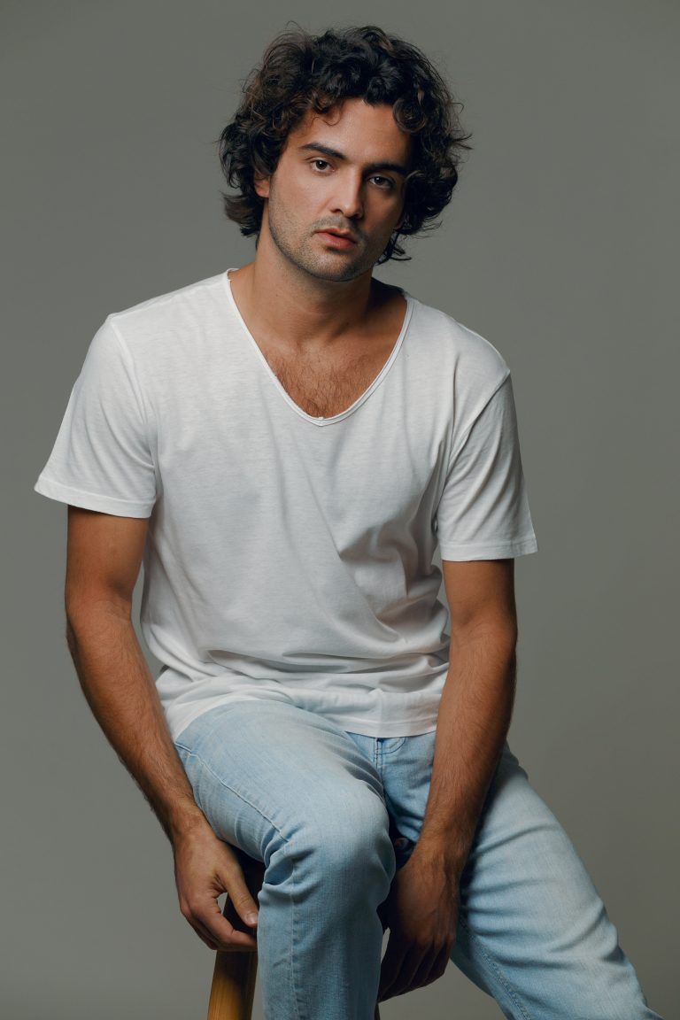 Atores Vicky e a Musa: elenco