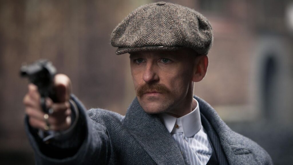 Leal e carismático, Arthur Shelby conquistou o público de Peaky Blinders