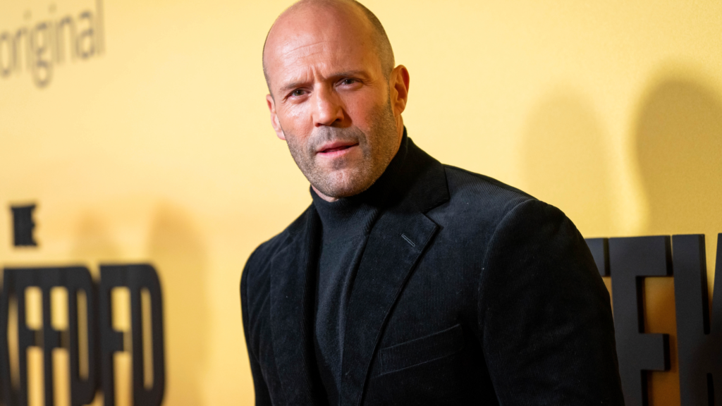 O filme de ação com Jason Statham que todo mundo está assistindo no ...